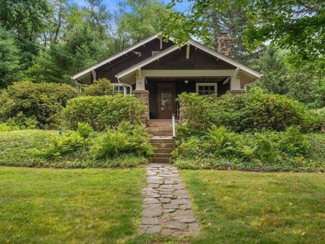 3 bedroom, Amherst MA 01002 105124503