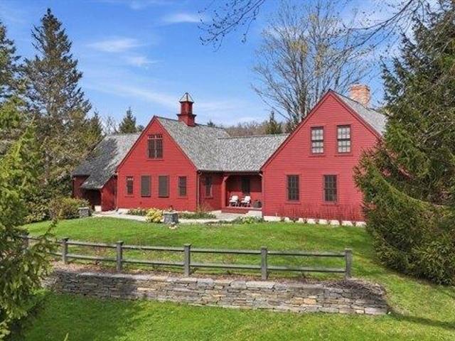 3 bedroom, Amherst MA 01002 LS102279025