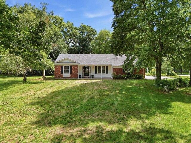 3 bedroom, Amherst NH 03031 105189875