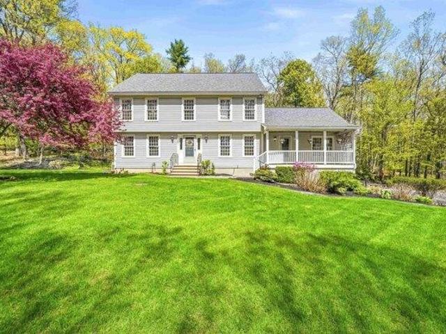 3 bedroom, Amherst NH 03031 LS102826431