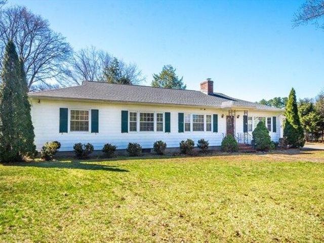 3 bedroom, Andover MA 01810 101658409