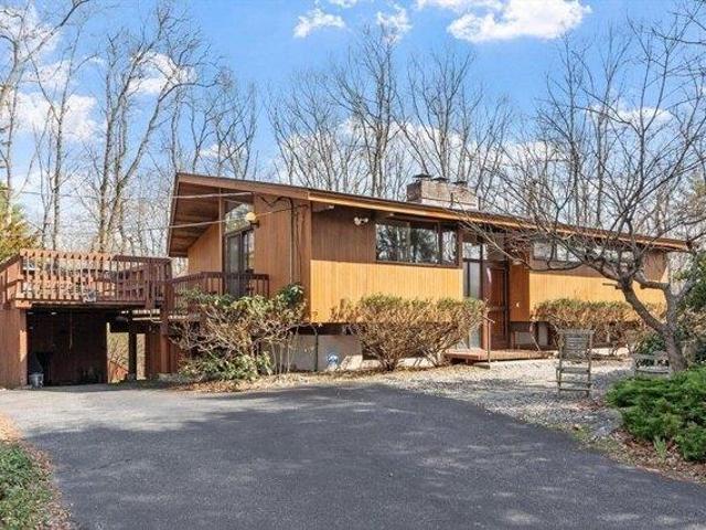3 bedroom, Andover MA 01810 101748249