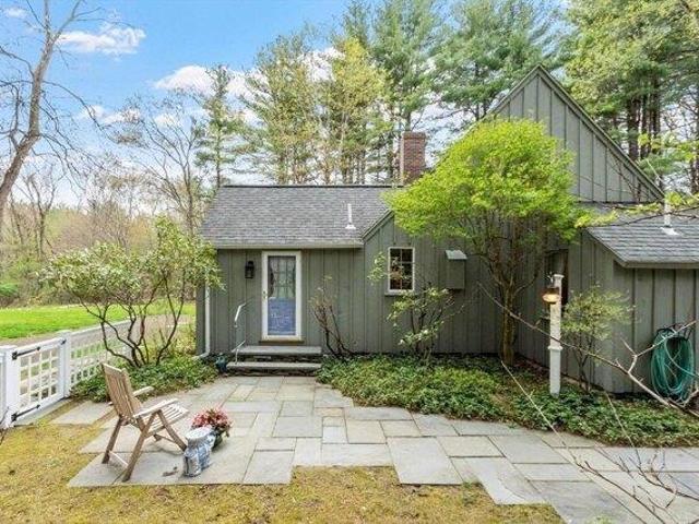 3 bedroom, Andover MA 01810 LS102859918