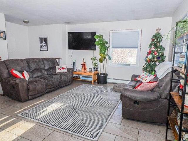 3 bedroom, Andover ME 04216 102668896