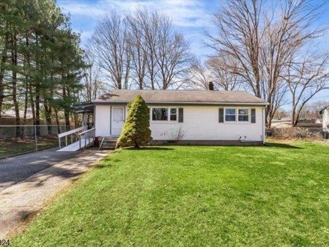 3 bedroom, Andover NJ 07821 LS102564060