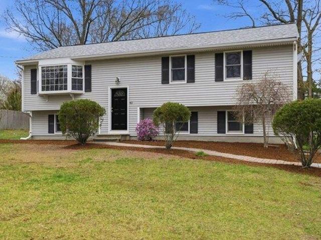 3 bedroom, Abington MA 02351 102592628