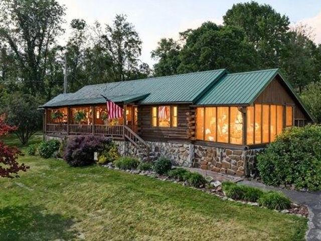 3 bedroom, Abingdon VA 24210 94897378