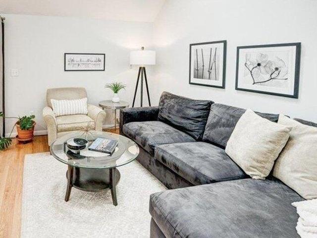 3 bedroom, Acton MA 01718 LS102317520