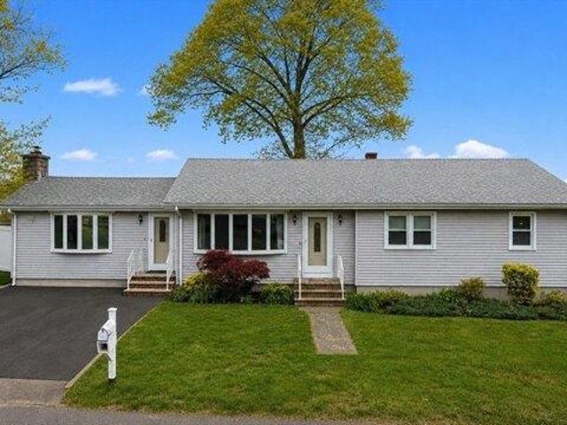 3 bedroom, Acushnet MA 02743 105108718