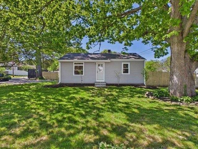 3 bedroom, Acushnet MA 02743 105172676