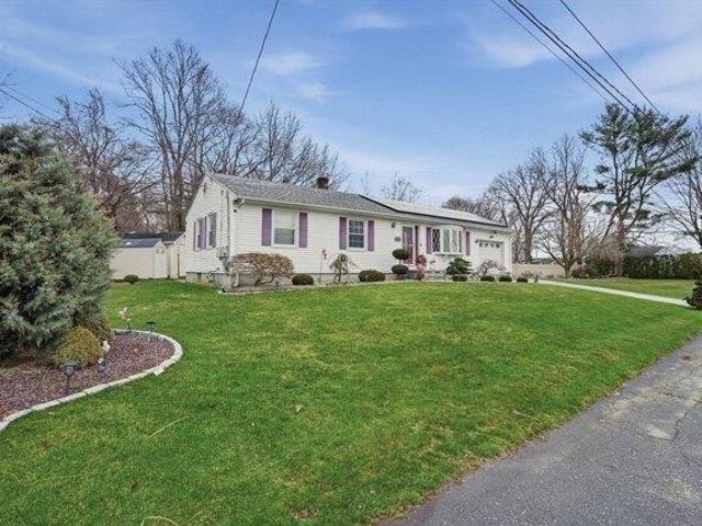 3 bedroom, Acushnet MA 02743 102670291