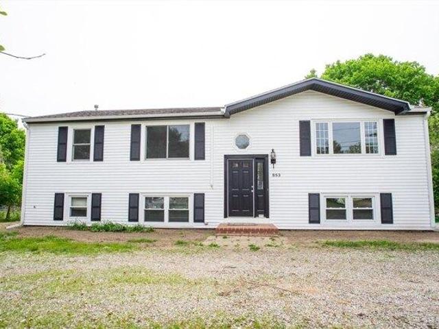 3 bedroom, Acushnet MA 02743 103037463