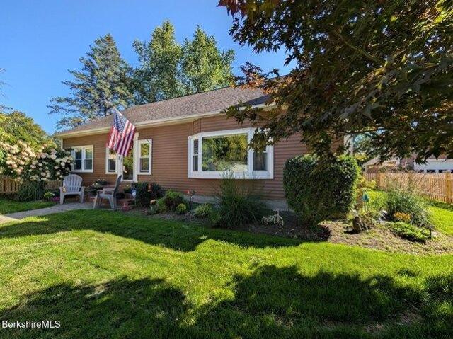 3 bedroom, Adams MA 01220 LS102061219