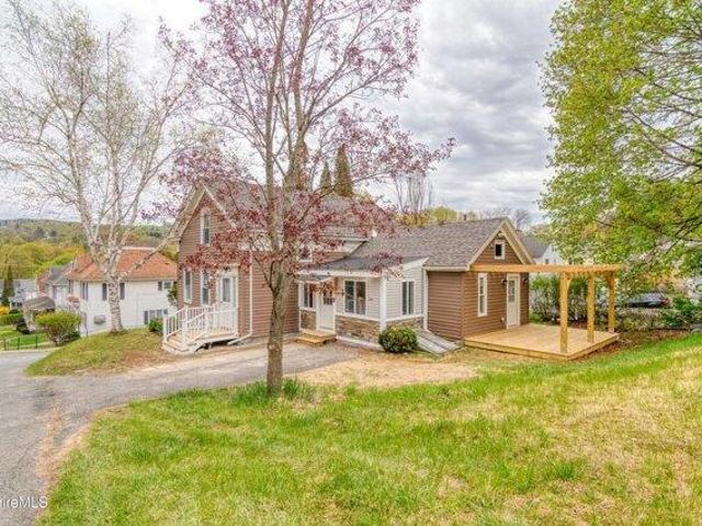 3 bedroom, Adams MA 01220 LS102120779