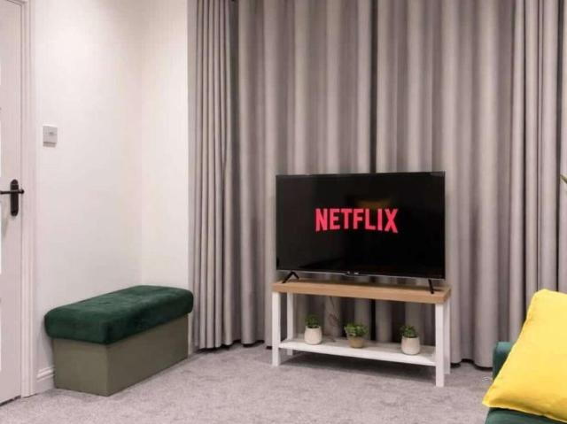 3 Bedroom Apartment Manchester Manchester LS97884279