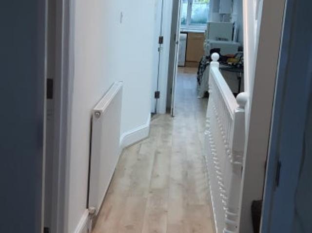 3 Bedroom Apartment Near Brixton