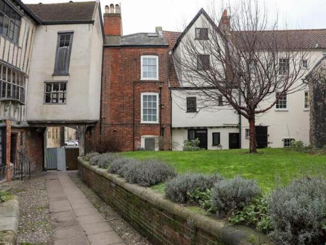 3 Bedroom Apartment Norwich Norfolk 101025855