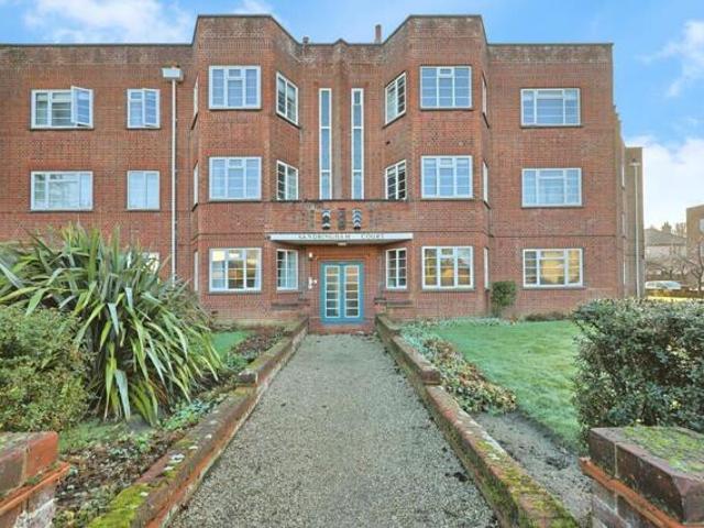3 Bedroom Apartment Norwich Norfolk LS100503465