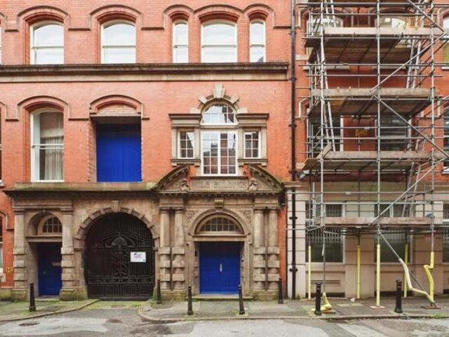3 Bedroom Apartment Nottingham Nottingham NG1 87766540