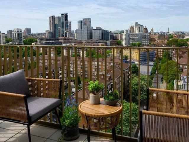 3 Bedroom Apartment Oval London LS96265586