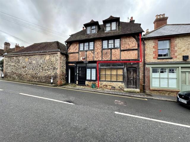 3 Bedroom Apartment Oxted Surrey 99608403