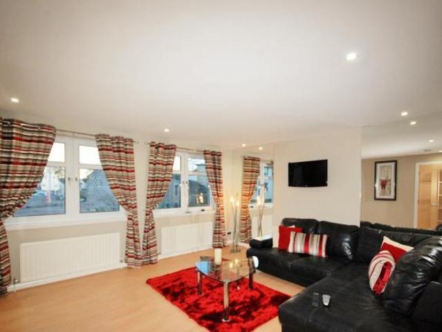 3 Bedroom Apartment Aberdeen Aberdeen 70501868