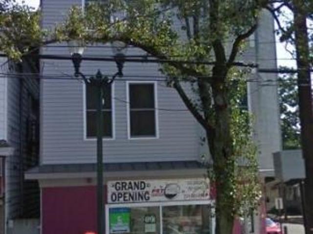 3 Bedroom Apartment Building in Kearny