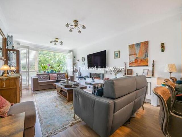 3 Bedroom Apartment Barnet Greater London LS101278261