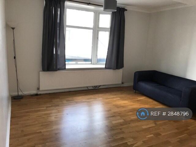 3 Bedroom Apartment Birmingham West Midlands LS100969635