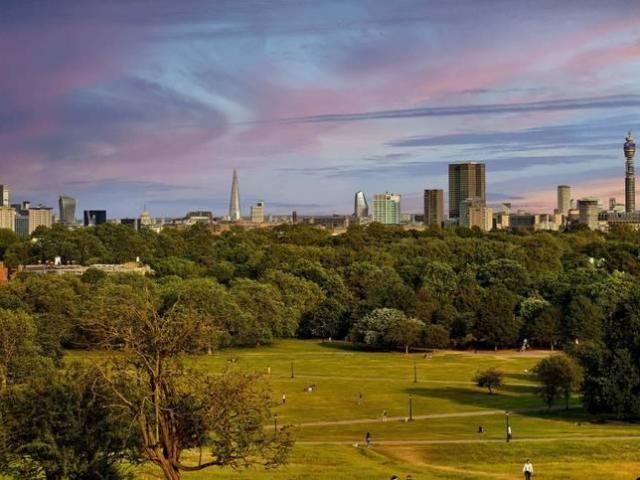 3 Bedroom Apartment Camden London 102596838