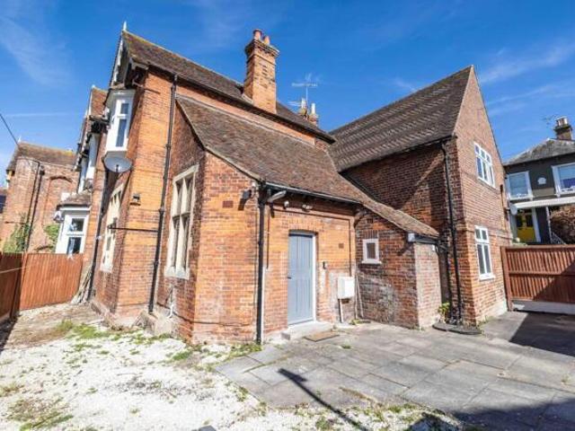 3 Bedroom Apartment Canterbury Kent 101676628
