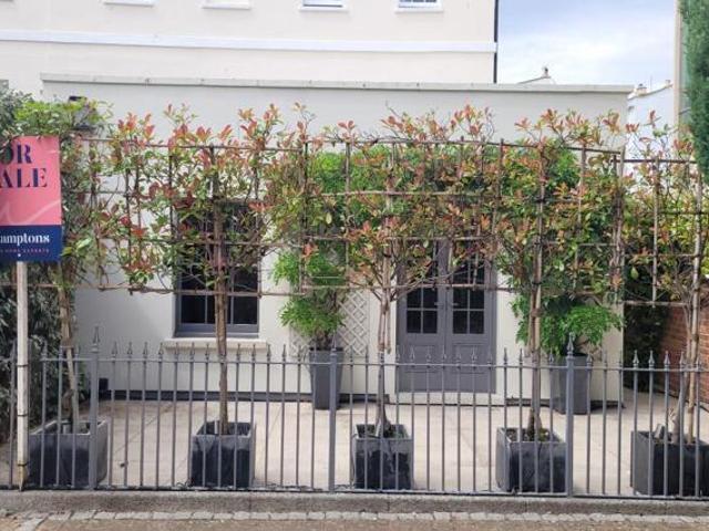 3 Bedroom Apartment Cheltenham Gloucestershire LS99161974