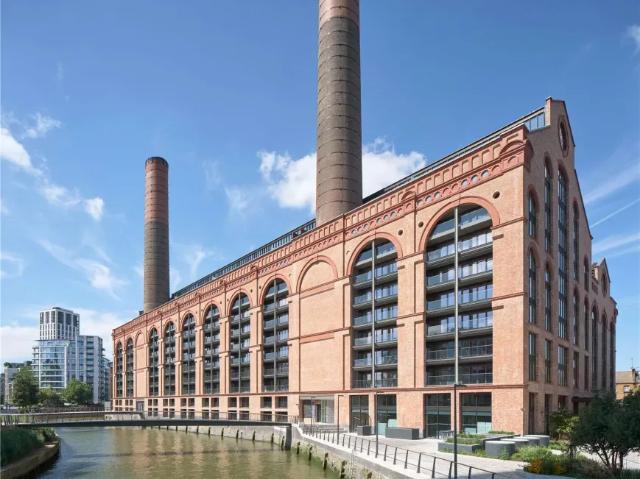 3 Bedroom Apartment Chelsea London 102596595