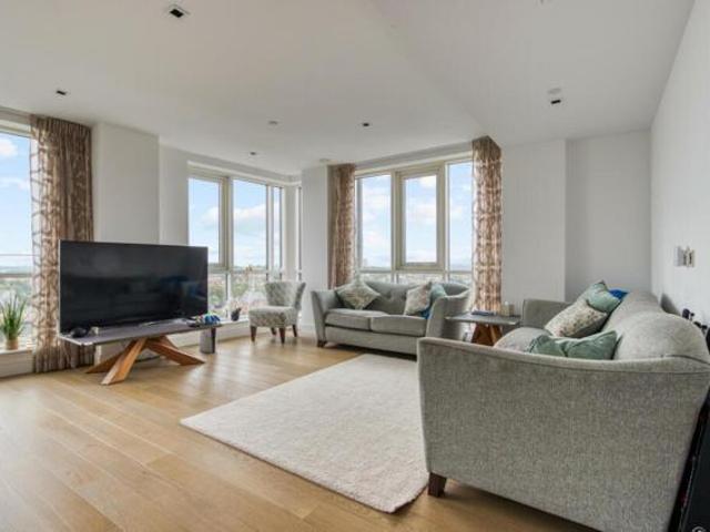 3 Bedroom Apartment Ealing Greater London LS100786798
