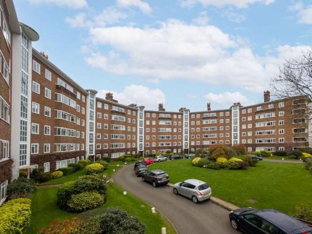 3 Bedroom Apartment Flat