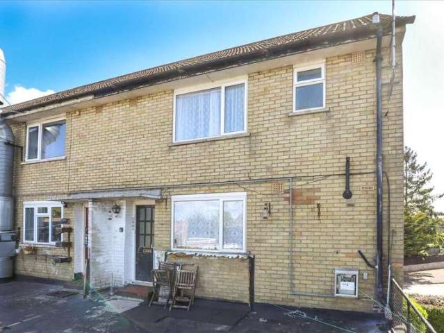 3 Bedroom Apartment Flat