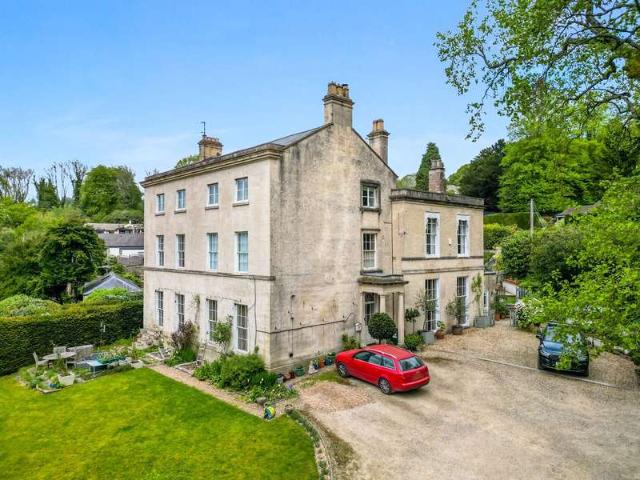 3 Bedroom Apartment Flat