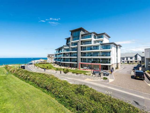 3 Bedroom Apartment Flat