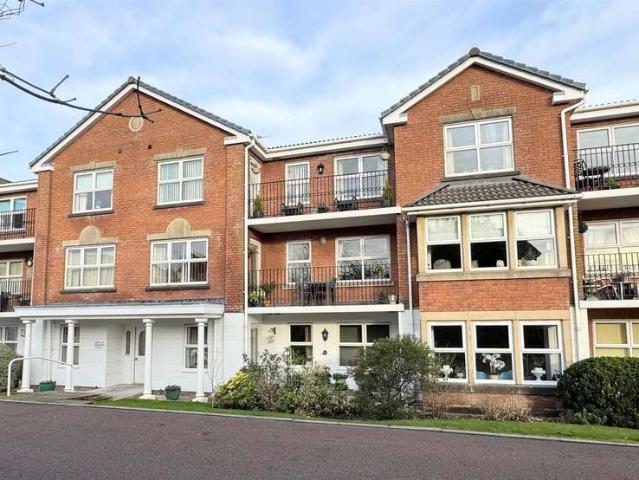 3 Bedroom Apartment Flat