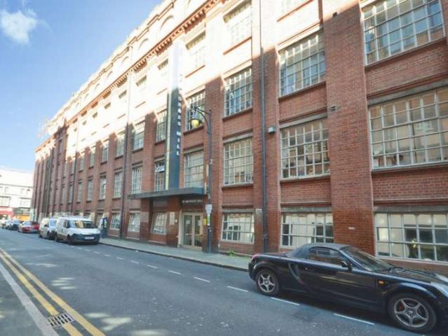 3 Bedroom Apartment Flat