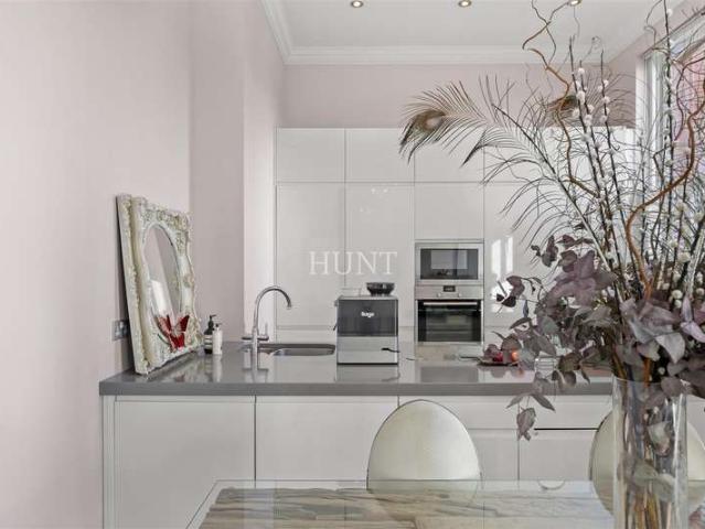 3 Bedroom Apartment Flat