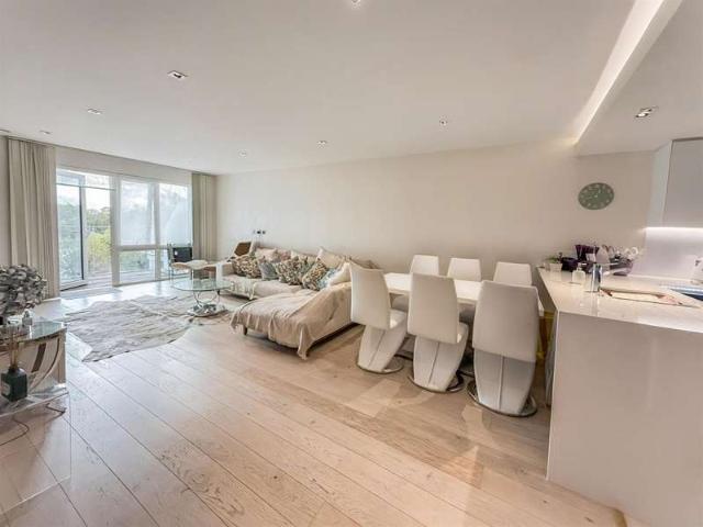 3 Bedroom Apartment Flat