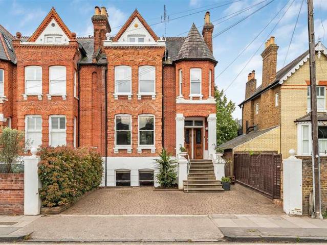 3 Bedroom Apartment Flat