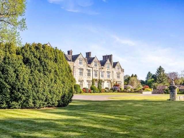 3 Bedroom Apartment Flat