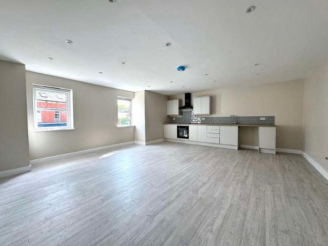 3 Bedroom Apartment Flat