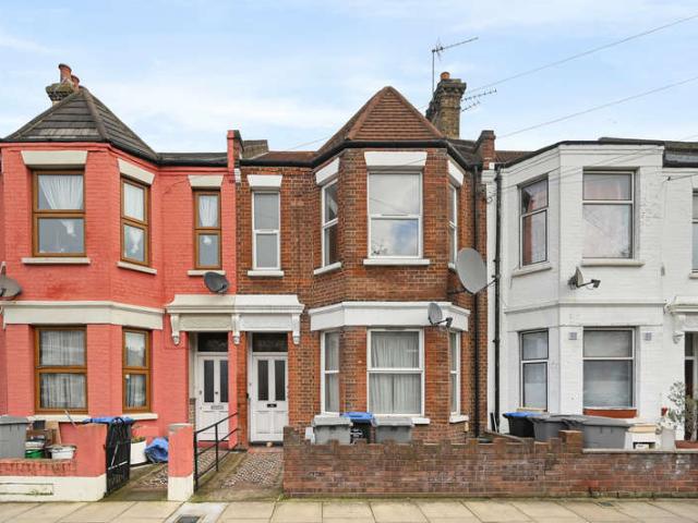 3 Bedroom Apartment Flat
