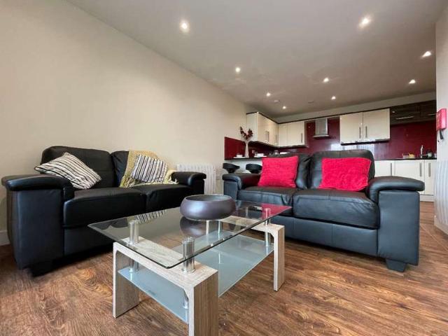 3 Bedroom Apartment Flat