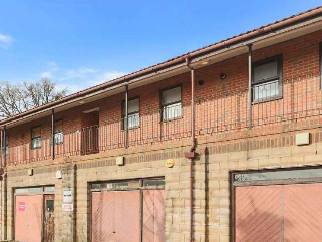 3 Bedroom Apartment Flat