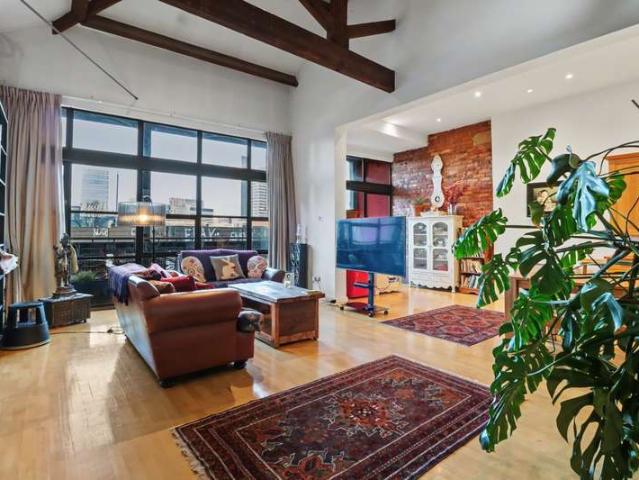 1 Bedroom Apartment Flat
