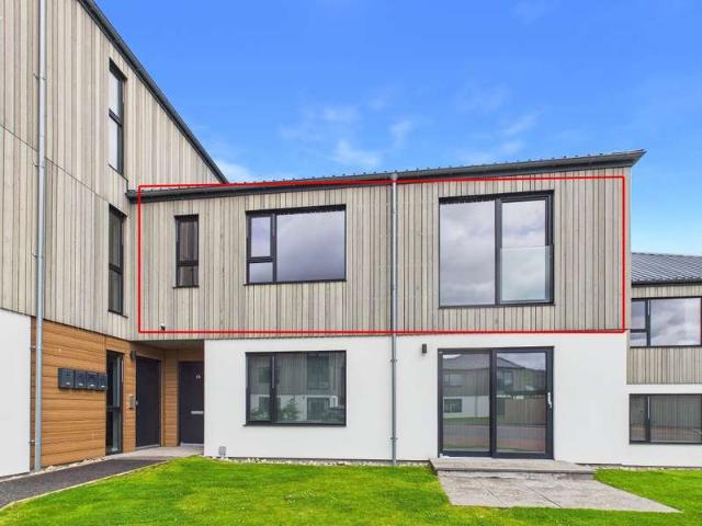 3 Bedroom Apartment Flat
